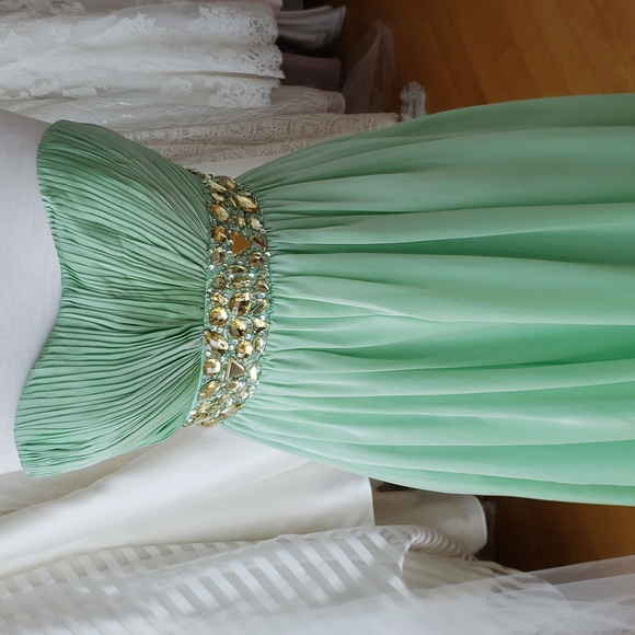 Milano Formals | Dresses | Shimmery Green Prom Formal | Poshmark